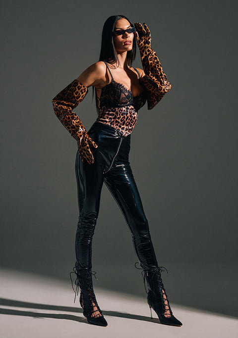 Women's Shoes - Boots, Heels and More | AKIRA Shoes