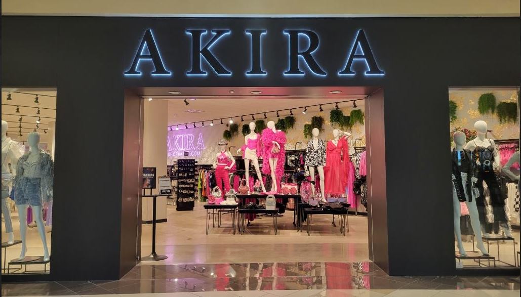 AKIRA Orland Park Square IL - Store & Personal Stylists