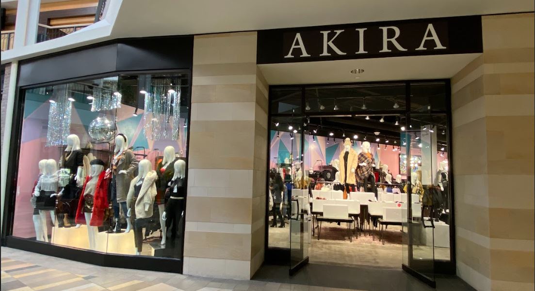AKIRA Beachwood Place Mall Cleveland - Store & Personal Stylists