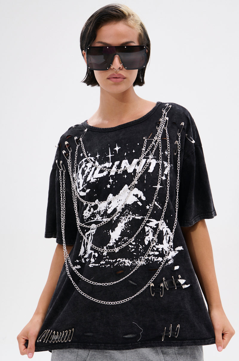 GOTH BAE OVERSIZED DISTRESSED TEE – AKIRA