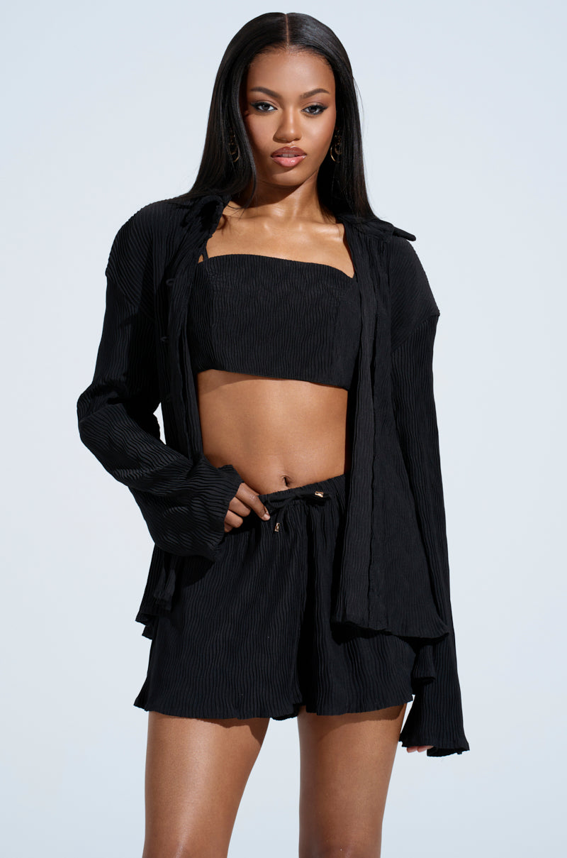 GET UP BUTTON DOWN TOP – AKIRA