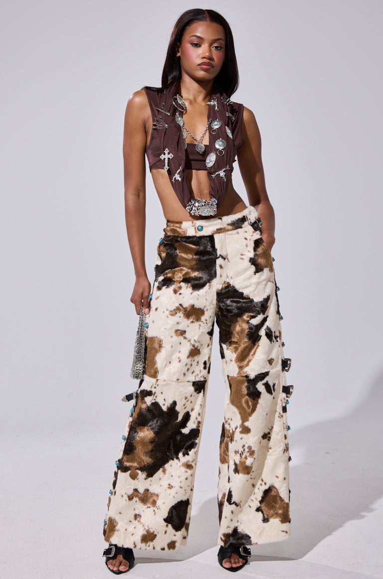 HIGHLAND COW FAUX FUR PANT – AKIRA