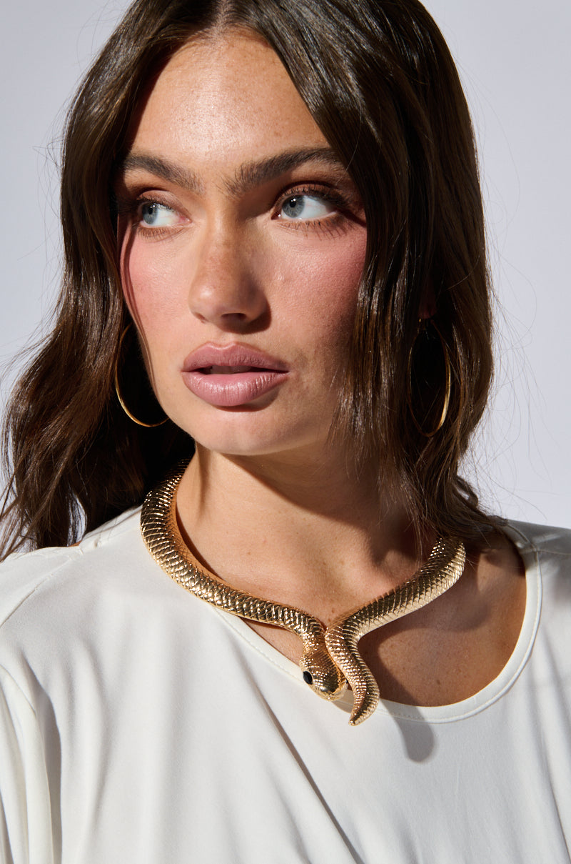 BITE ME NECKLACE – AKIRA