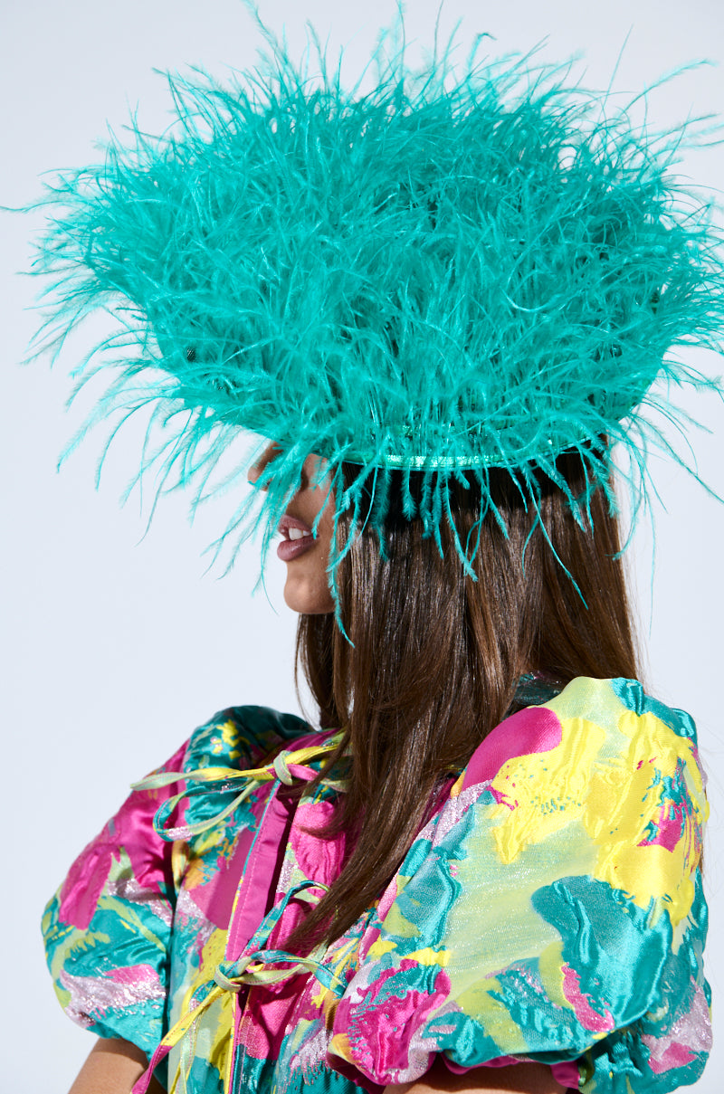 ULTIMATE VIBES OSTRICH FEATHER HAT – AKIRA