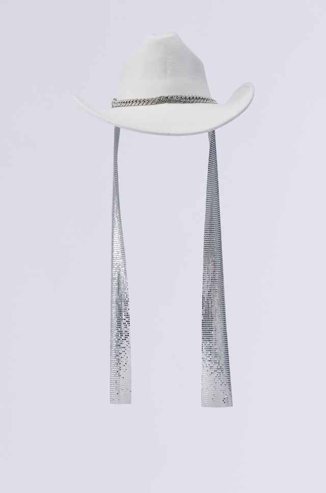 THE QUEEN CHAINMAIL COWBOY HAT – AKIRA