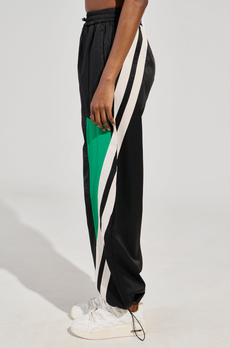 JUMP AROUND PANT – AKIRA