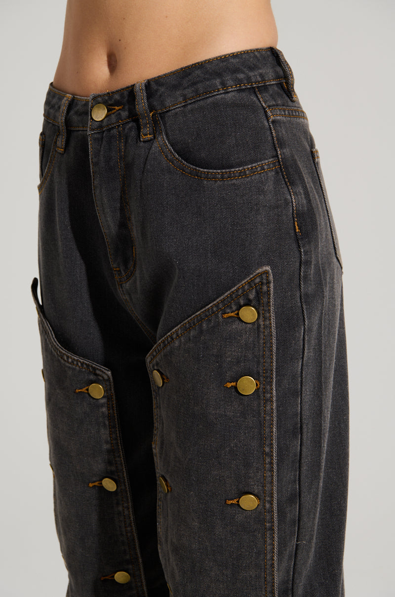 UNBUTTON ME DENIM JEANS – AKIRA