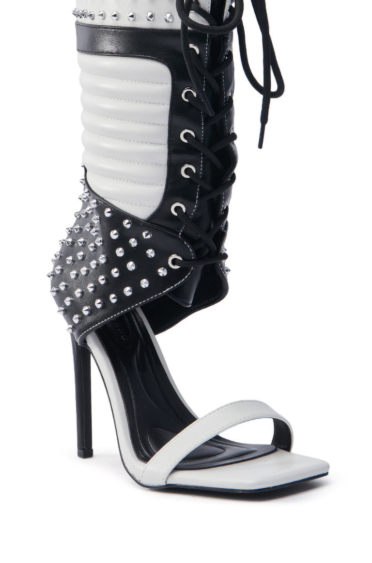 AZALEA WANG ALBERTO WHITE AND BLACK GLADIATOR SPORTY BOOT – AKIRA