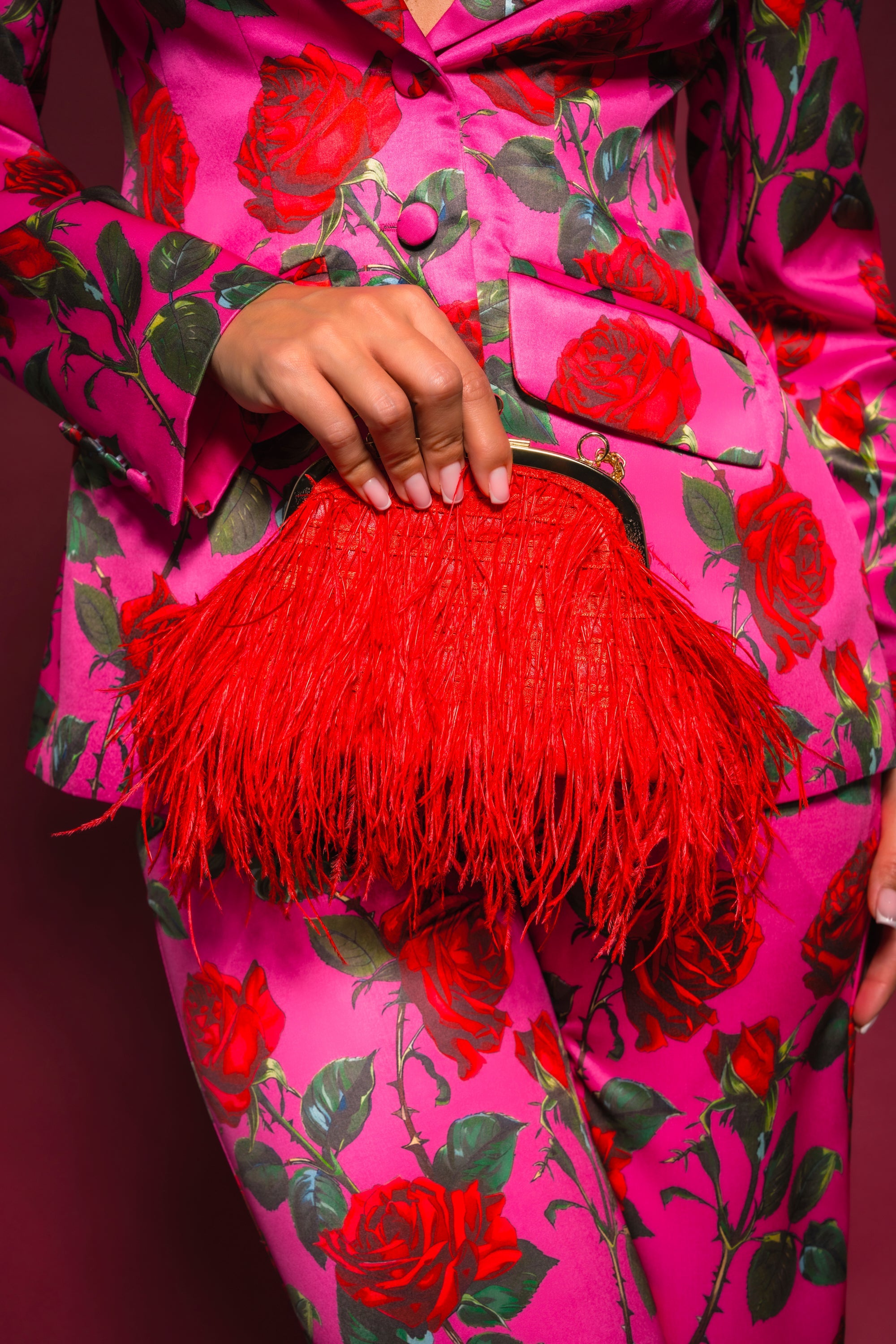 PARTY STARTER FEATHER PURSE – AKIRA
