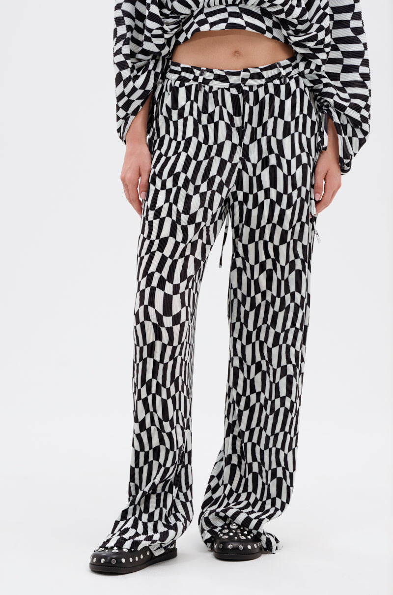 BARI CHECKERED TROUSER – AKIRA