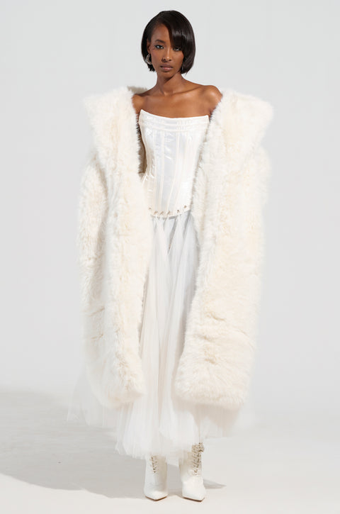 BCARDI LONG LUXE FAUX FUR TRENCH – AKIRA