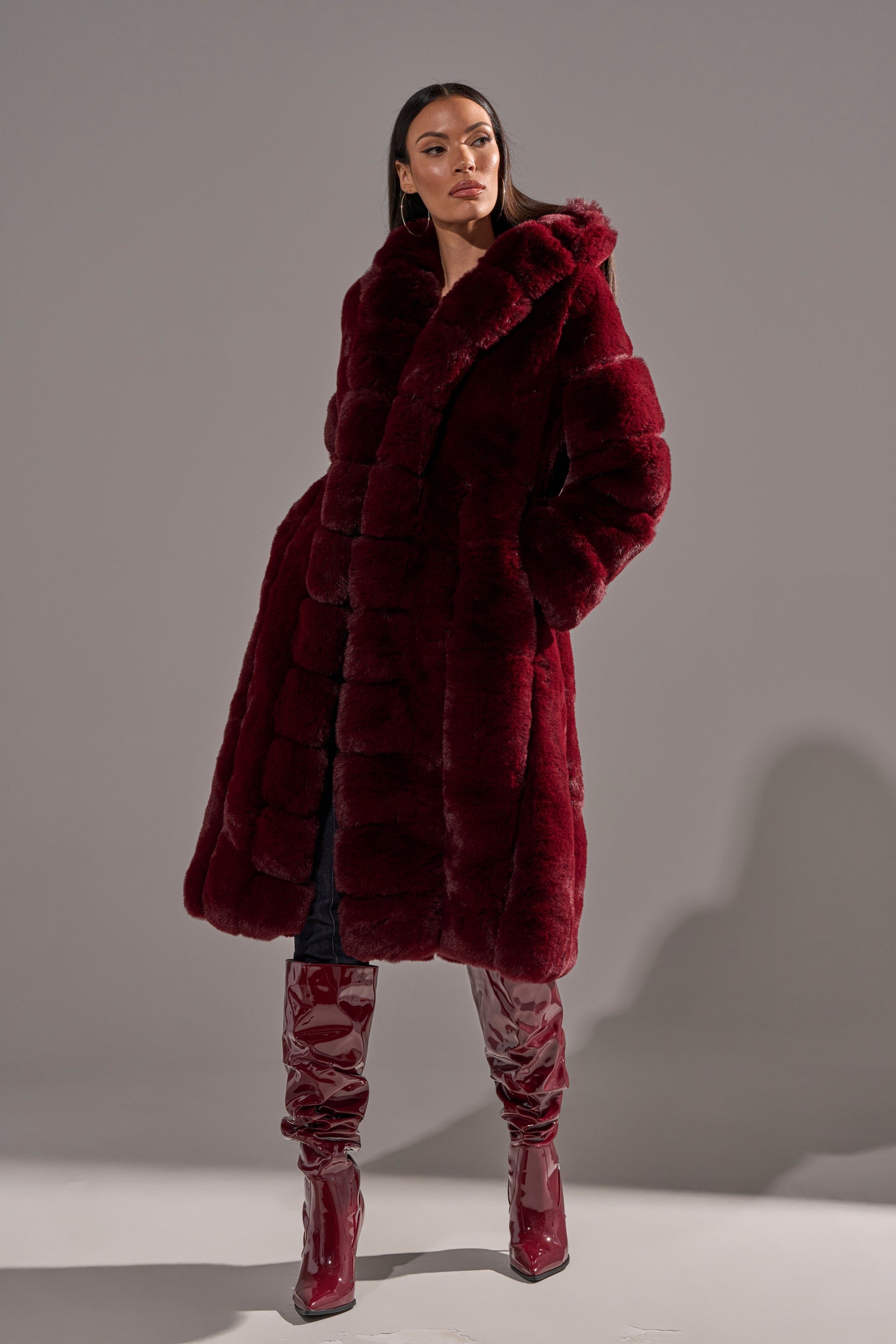 BERLIN HOODED FAUX FUR IN BURGUNDY – AKIRA