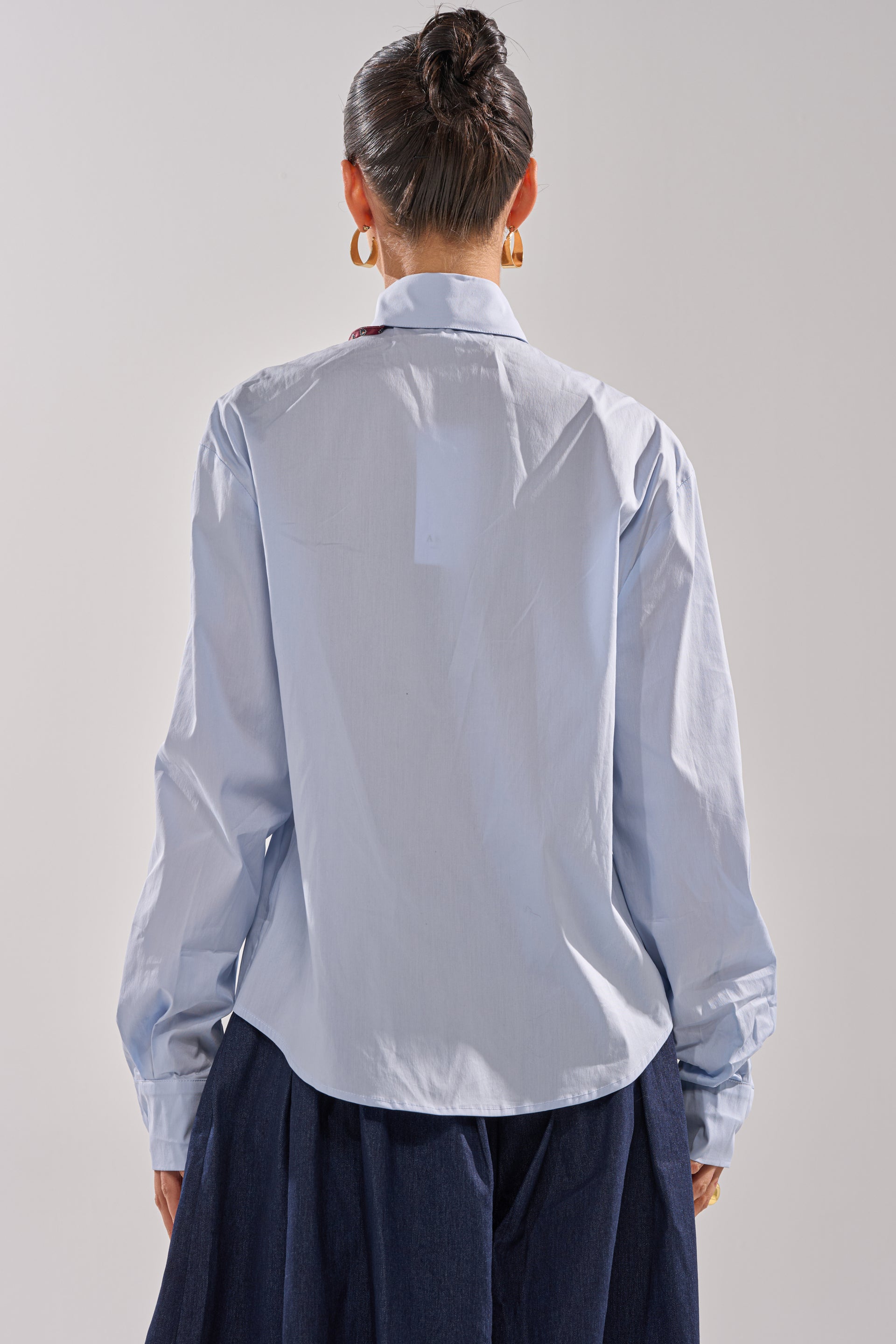 BUSINESS IN THE FRONT BUTTON DOWN – AKIRA