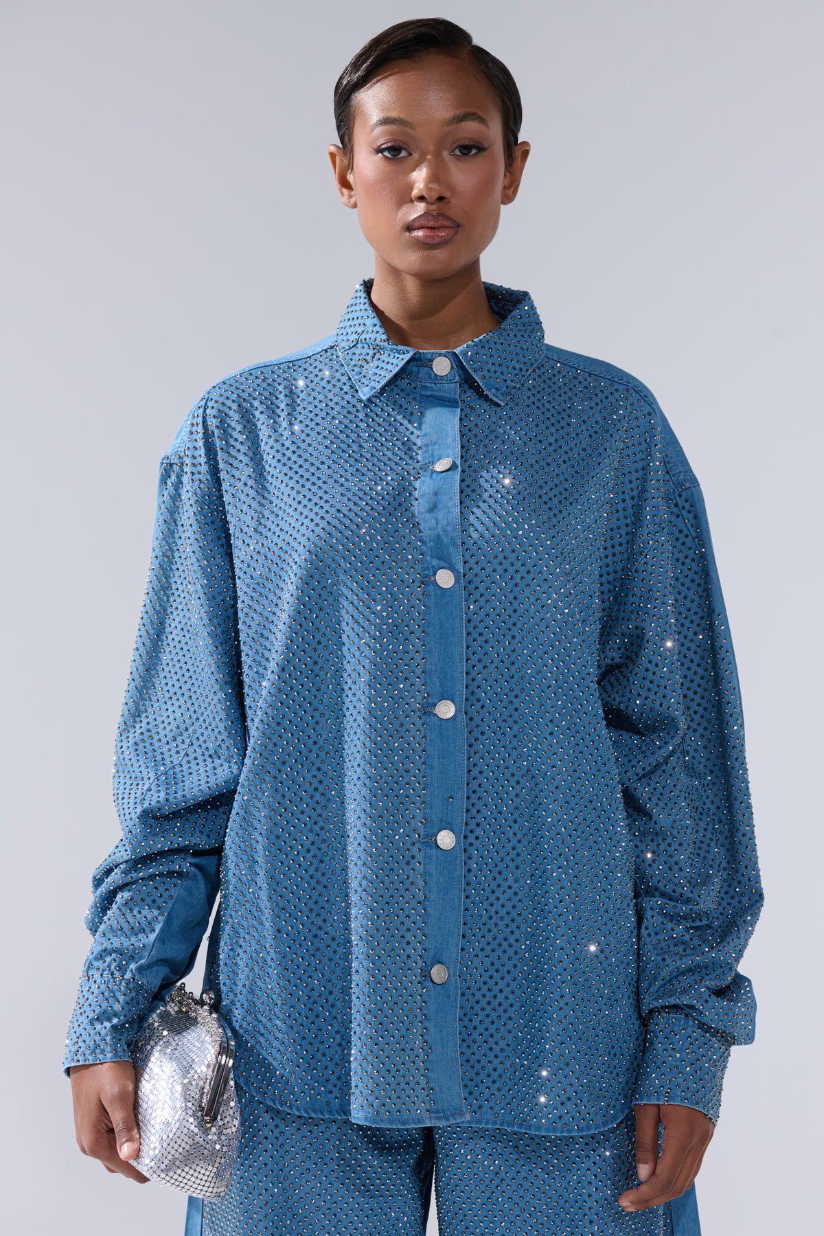 BLING BLING DENIM BUTTON DOWN TOP – AKIRA