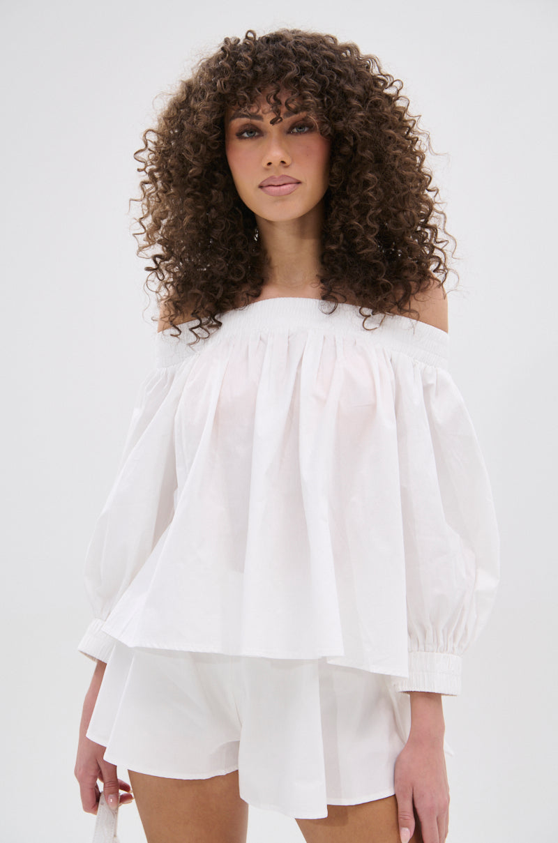 PLAY WITH ME BLOUSE – AKIRA
