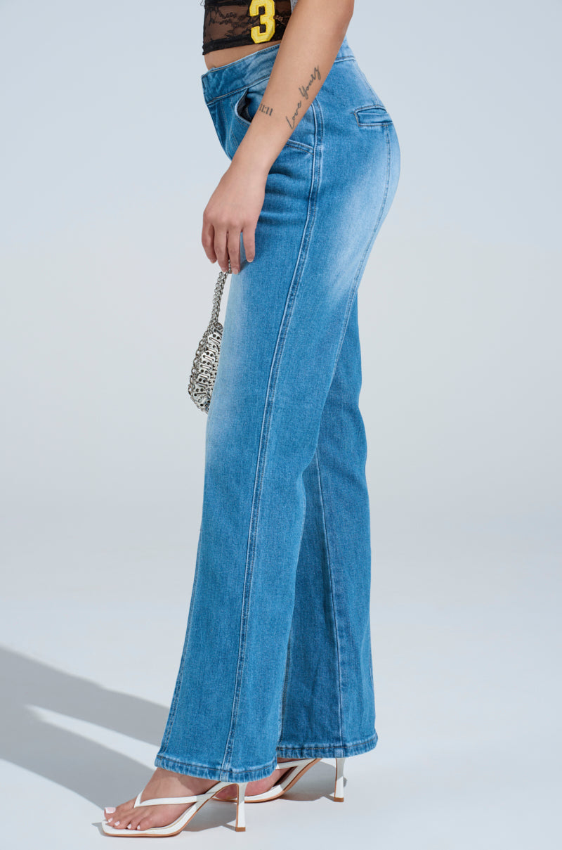 SPLIT HEM BOOTCUT TROUSER JEAN – AKIRA