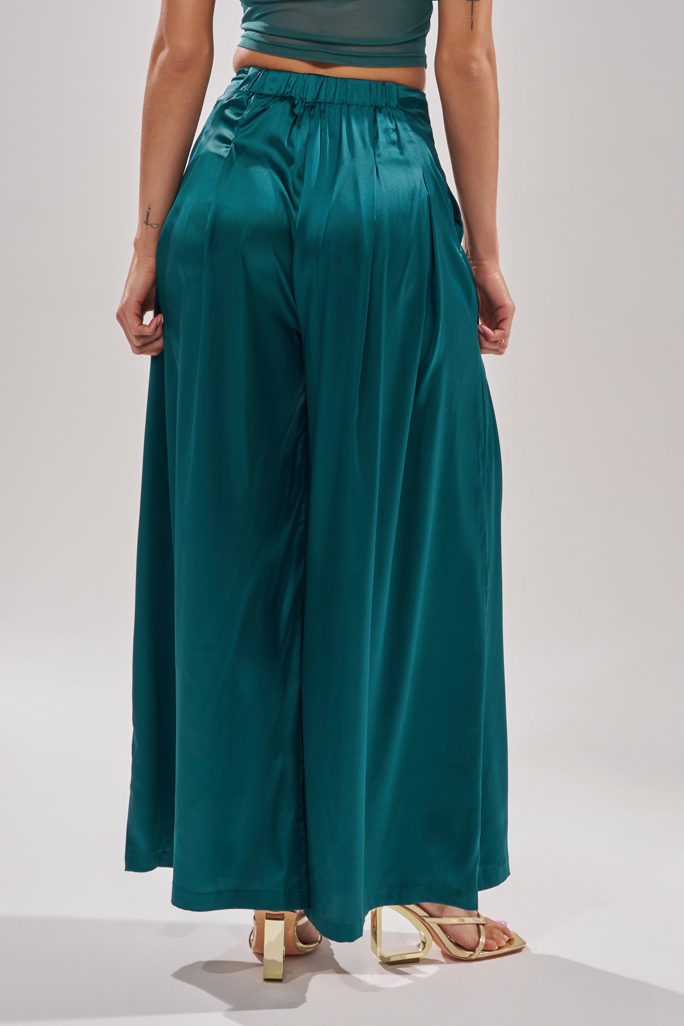 GIRLS FOR LIFE EMERALD TROUSER – AKIRA