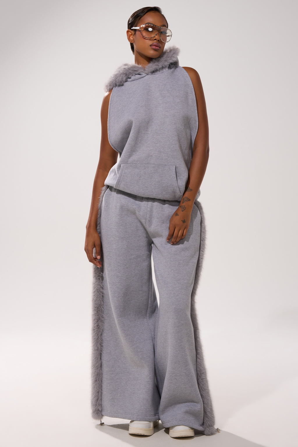 LUXE FUR JOGGER IN GREY – AKIRA