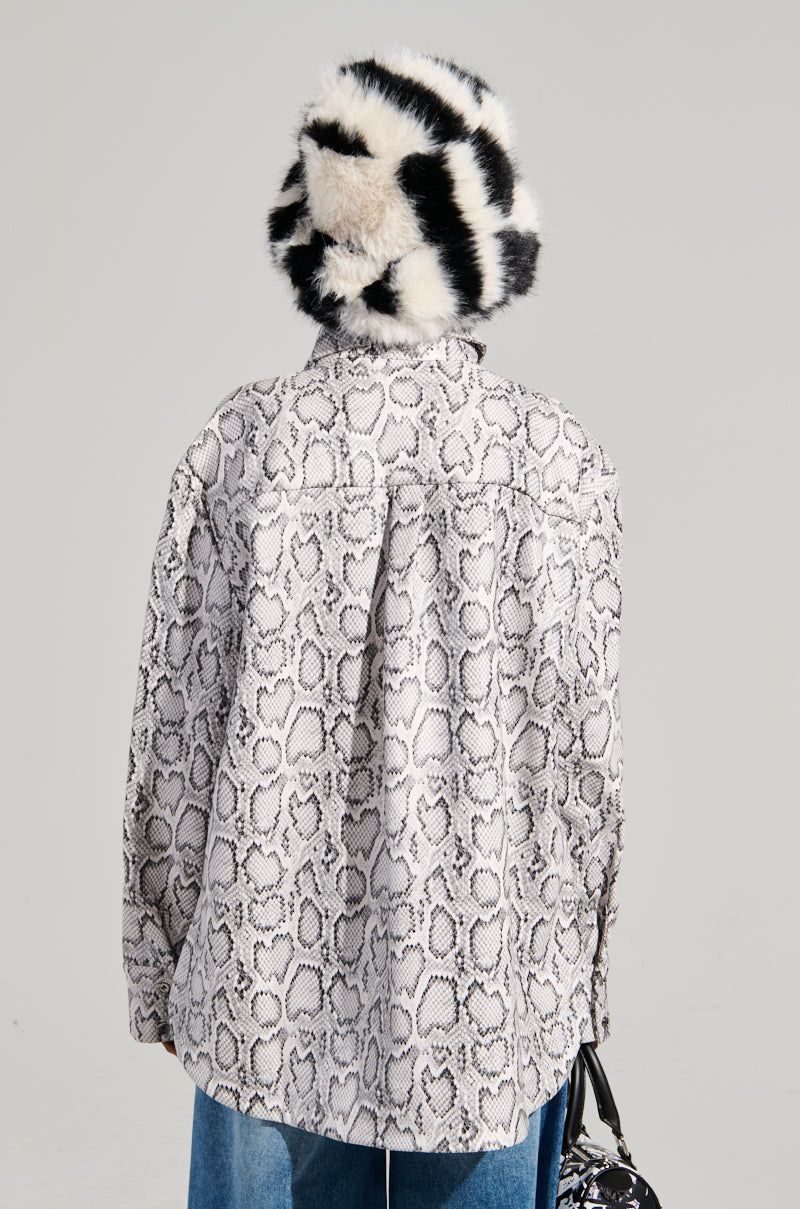 COLD BLOODED BUTTON UP – AKIRA