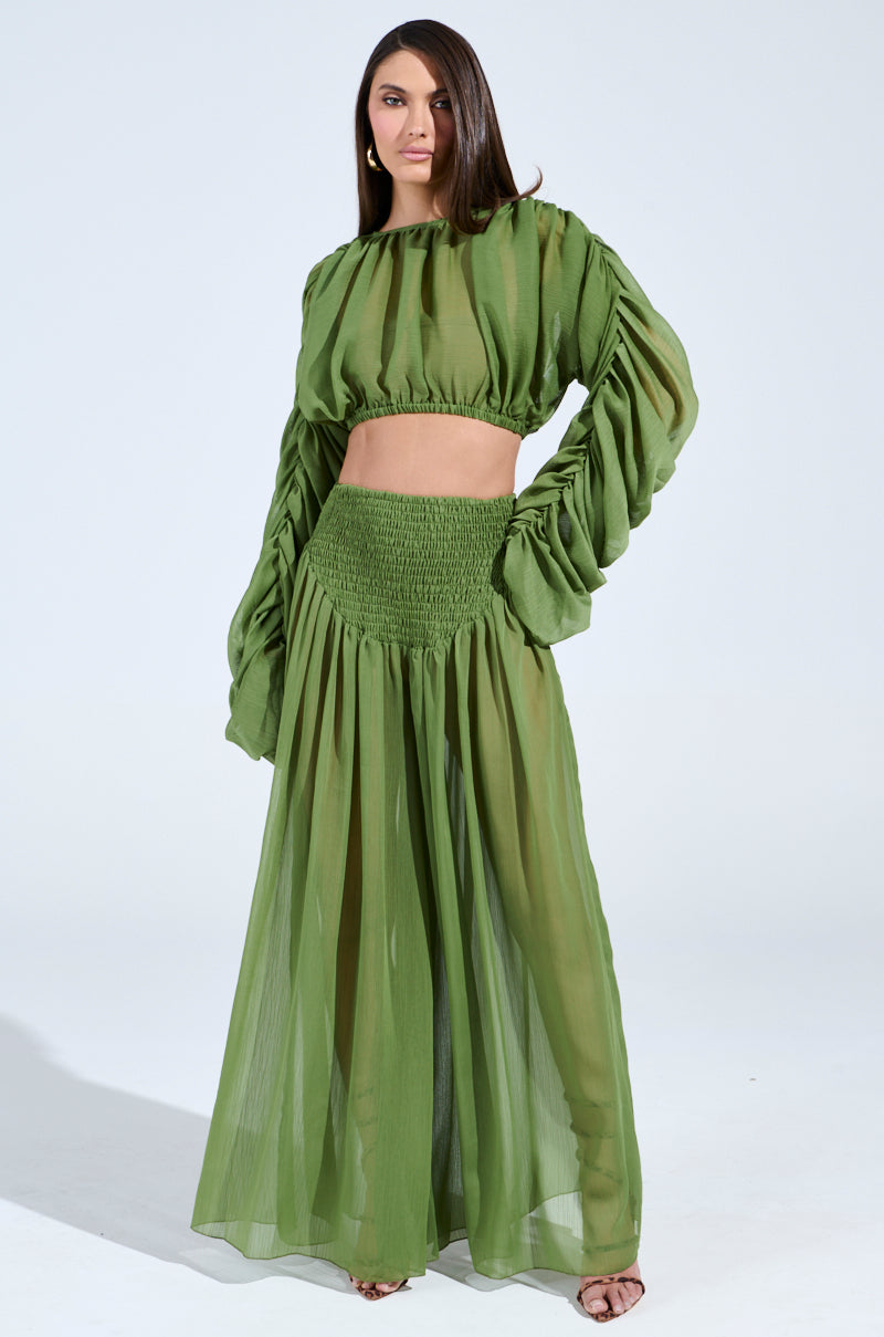 LAURA RUCHED CROPPED BLOUSE IN GREEN – AKIRA