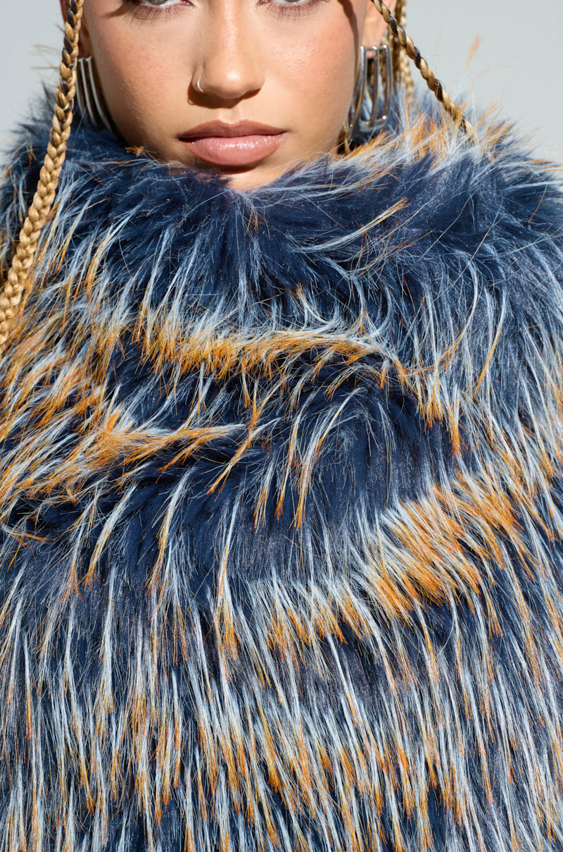 HEADED TO ASPEN SLEEVELESS FUR TOP IN BLUE – AKIRA