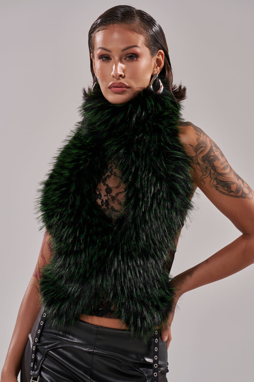 FEEL ME BABY FUR BLOUSE – AKIRA
