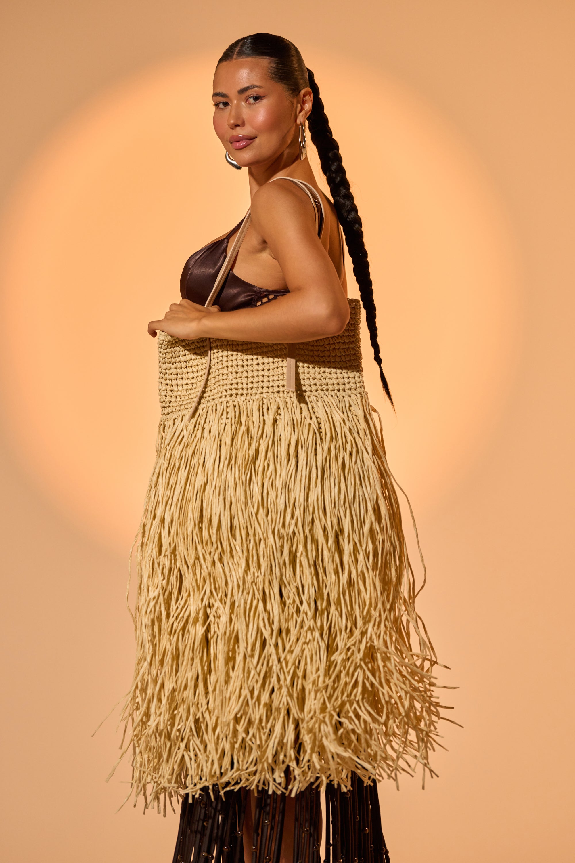 ST BARTZ SHAGGY STRAW TOTE BAG – AKIRA