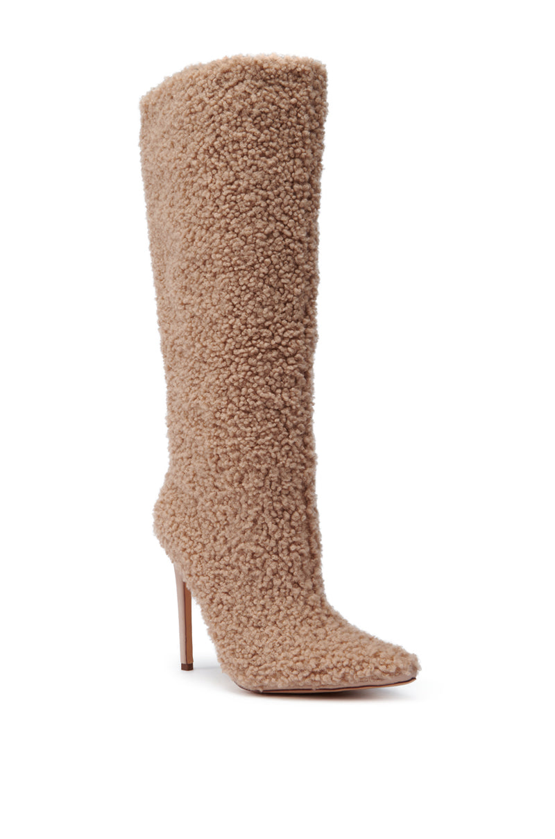 AZALEA WANG PAITYN FUZZY BOOT IN BROWN – AKIRA