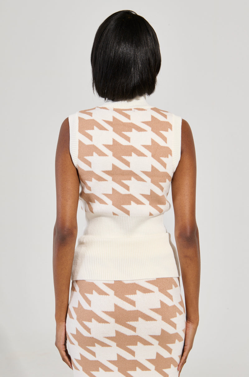 TYPE OF LOVE TANK – AKIRA