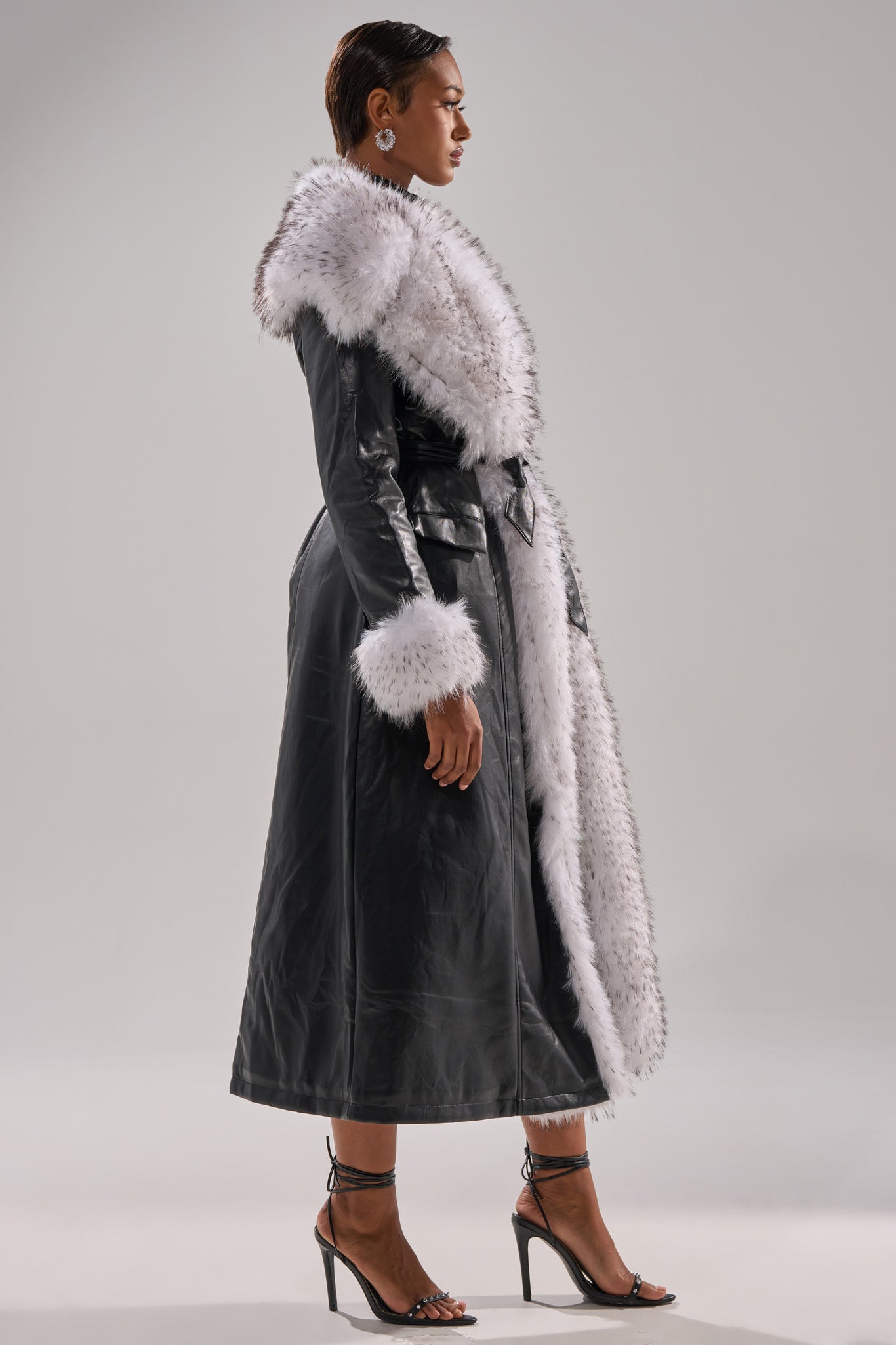 FIONA BUTTER LUXE FUR TRIM TRENCH – AKIRA
