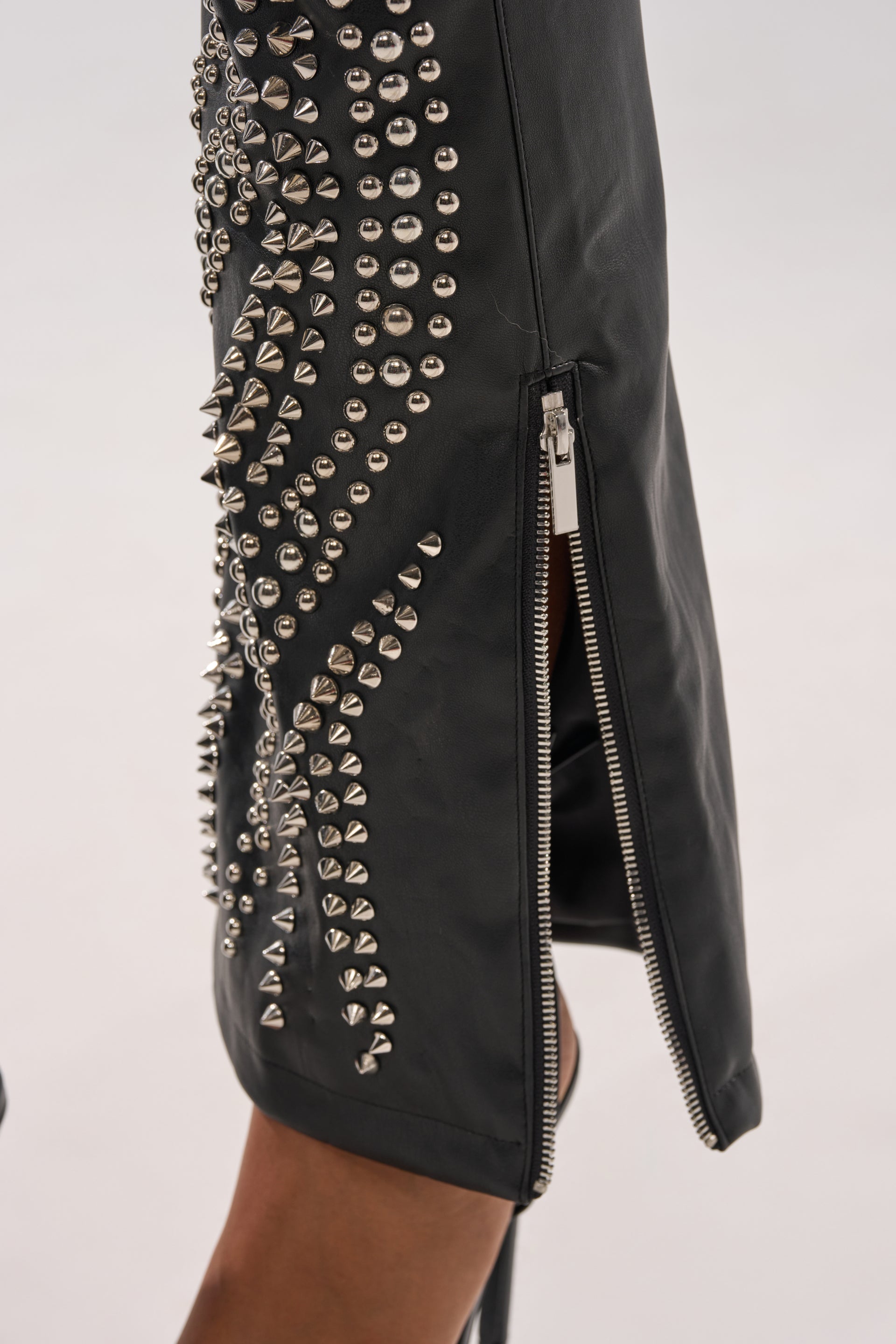 GONE BAD STUDDED PANT – AKIRA
