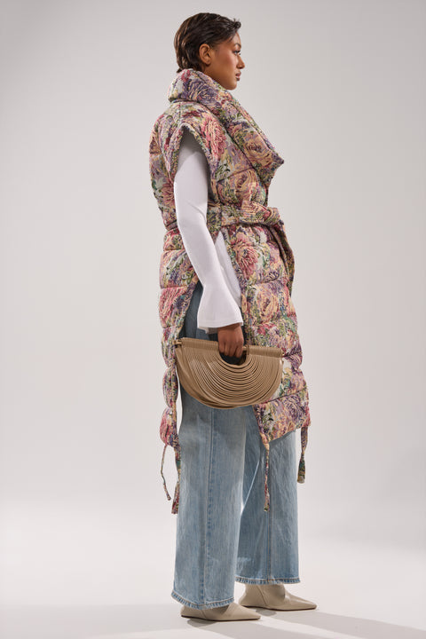 PILOT JONES LONGLINE PUFFER VEST IN TAPESTRY – AKIRA