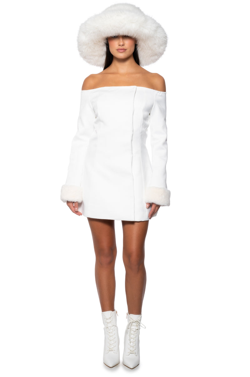 APRES SKI OFF SHOULDER FAUX FUR MINI DRESS – AKIRA