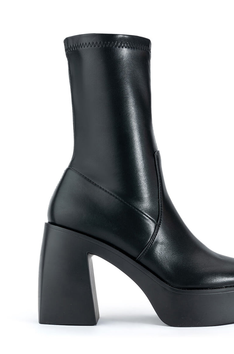 AZALEA WANG DANIELLE CHUNKY BOOTIE WITH 4 WAY STRETCH IN BLACK STRETCH ...