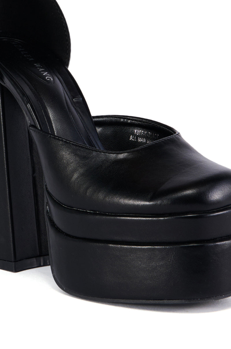 AZALEA WANG YUFFIE BLACK PLATFORM PUMP – AKIRA