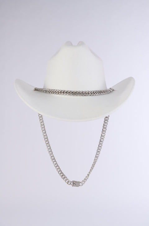 BASIC BUT NOT COWBOY HAT – AKIRA