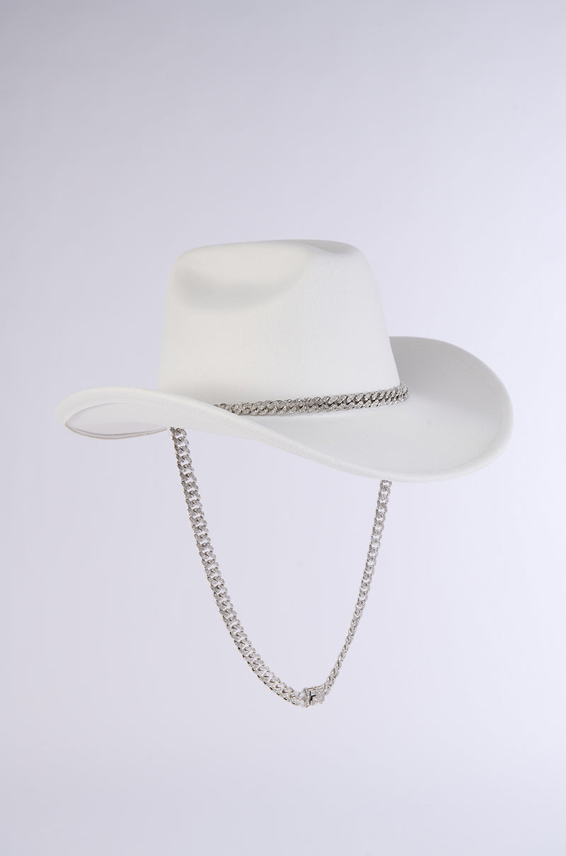 BASIC BUT NOT COWBOY HAT – AKIRA