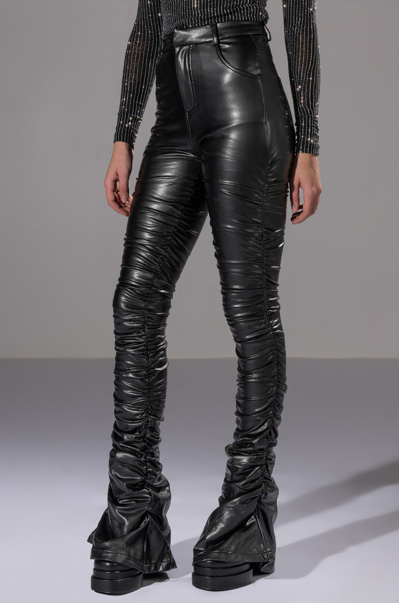 BOW DOWN RUCHED PU PANT – AKIRA