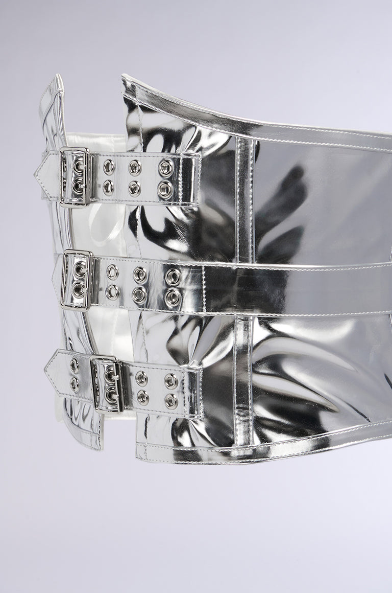 CHROME LOVE BELT – AKIRA