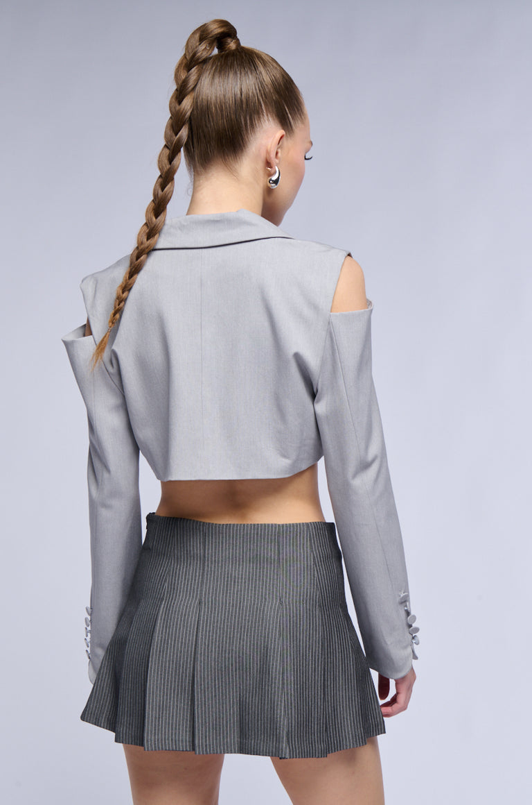 CLOCKING OUT CROP COLD SHOULDER BLAZER – AKIRA