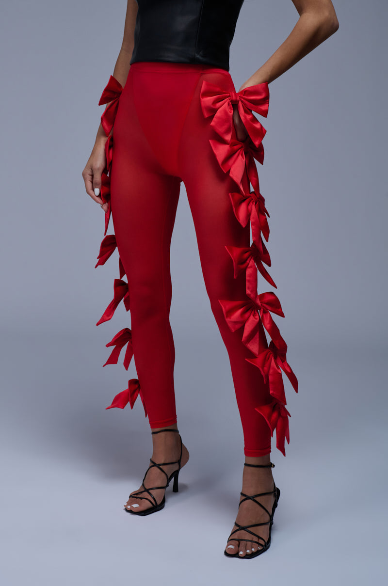 FEELING CUTE BOW LEGGING IN RED – AKIRA