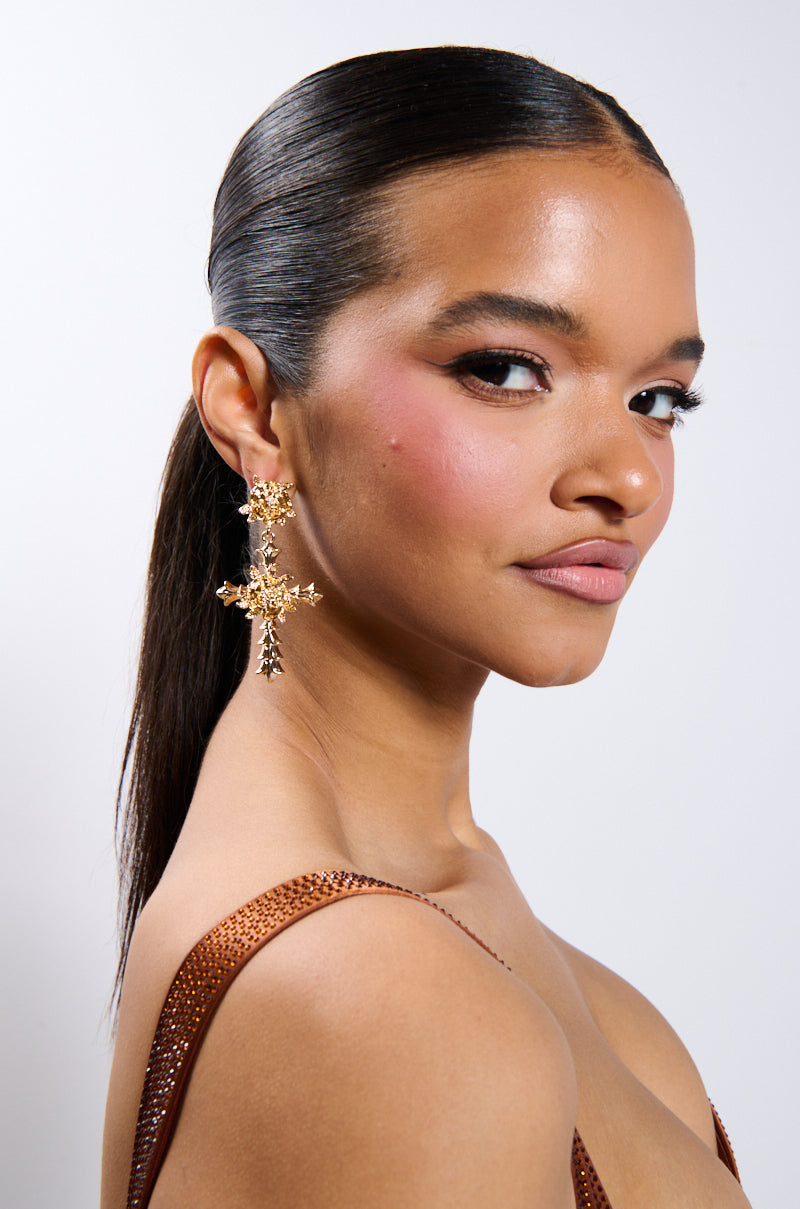 MILAN CROSS EARRING – AKIRA