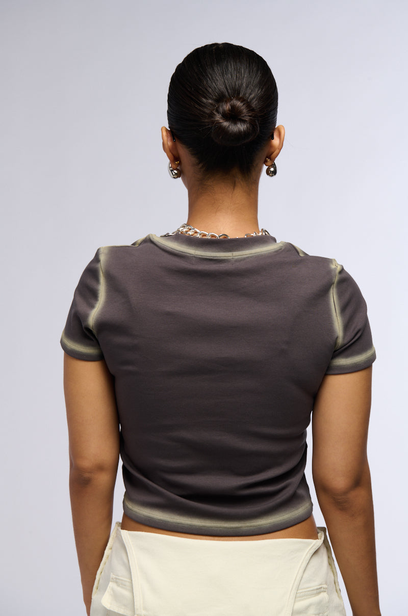 NEVERMIND TEE – AKIRA