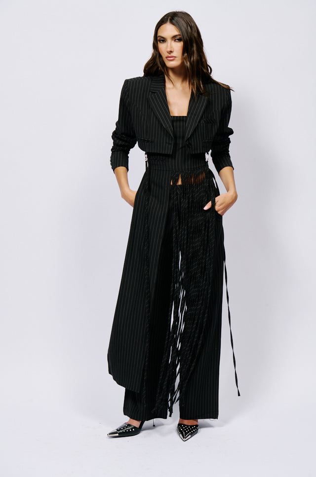 OVER THE TOP CROPPED BLAZER IN BLACK – AKIRA