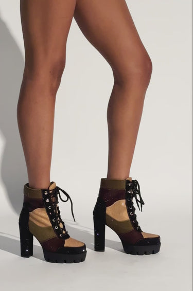 AZALEA WANG CLARET MULTI BOOTIE – AKIRA