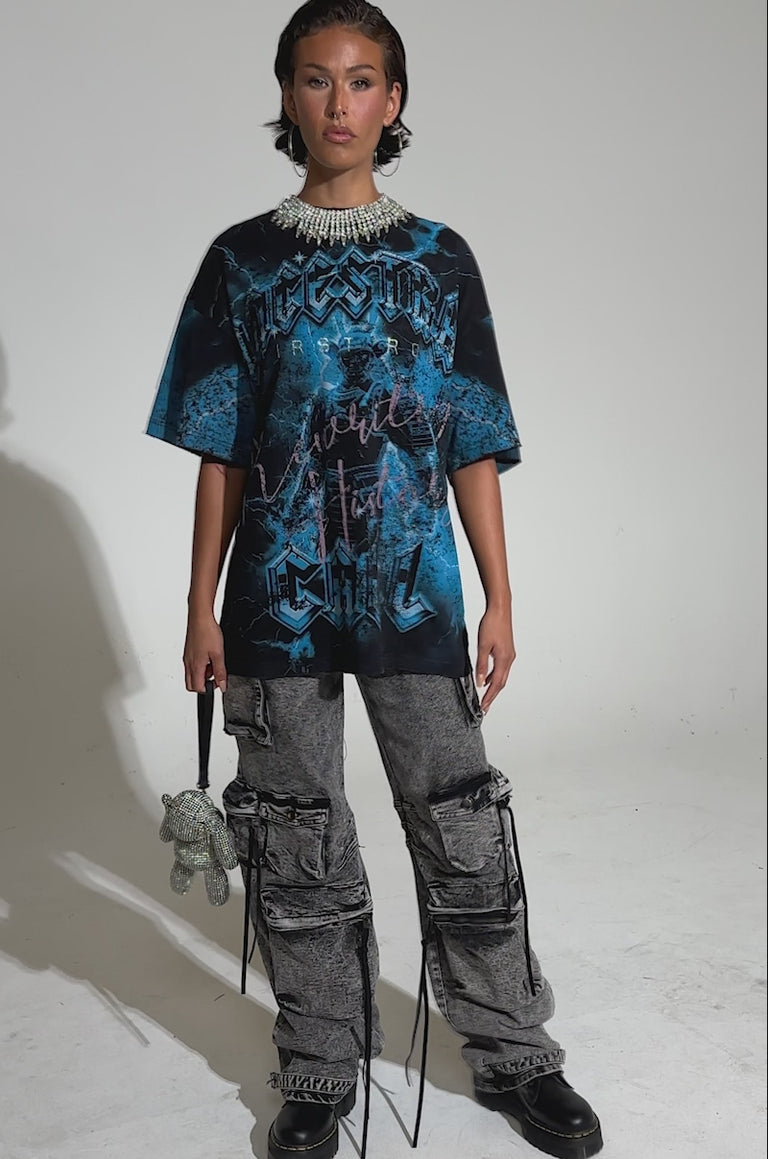 ANCESTRAL FURY OVERSIZED GRAPHIC TEE – AKIRA