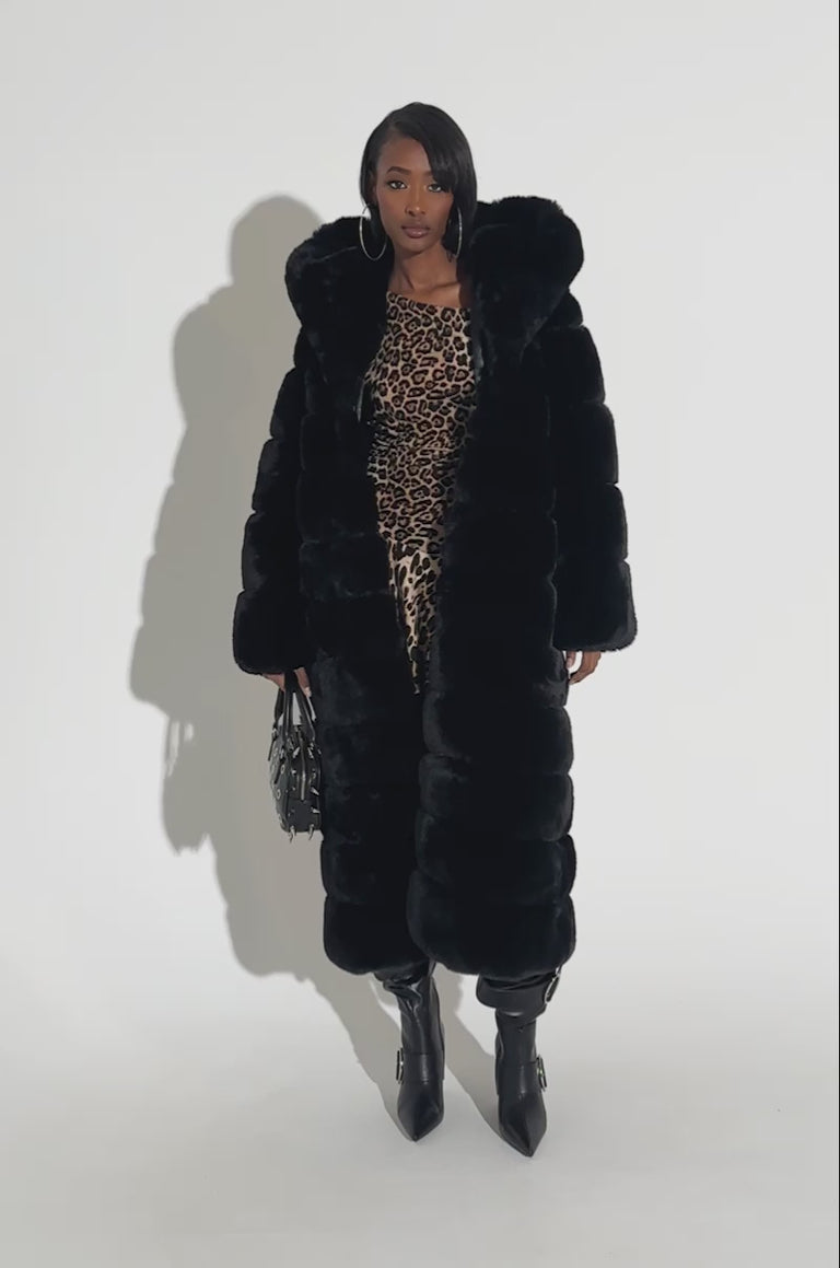 FAUX FUR PANEL HOODED TRENCH IN BLACK – AKIRA