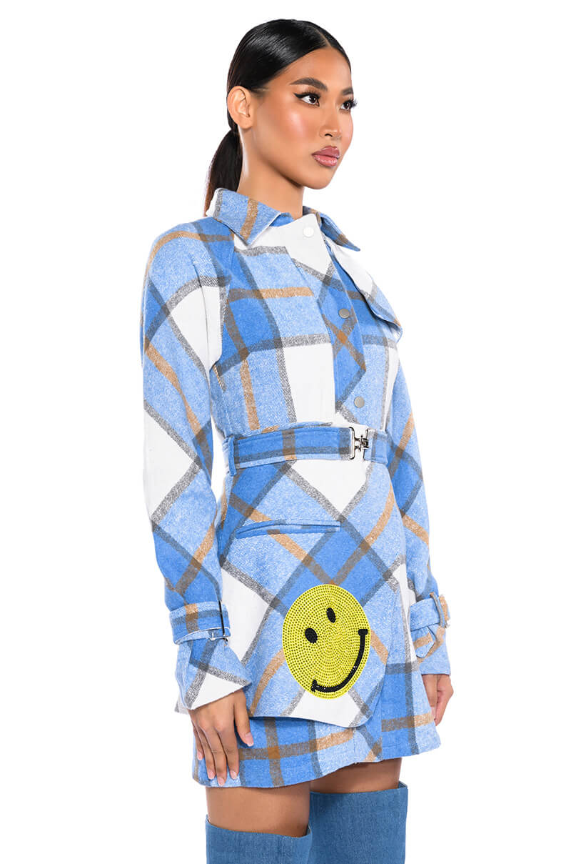 SMILEY PATCH DETAIL LONG SLEEVE PLAID MINI DRESS – AKIRA