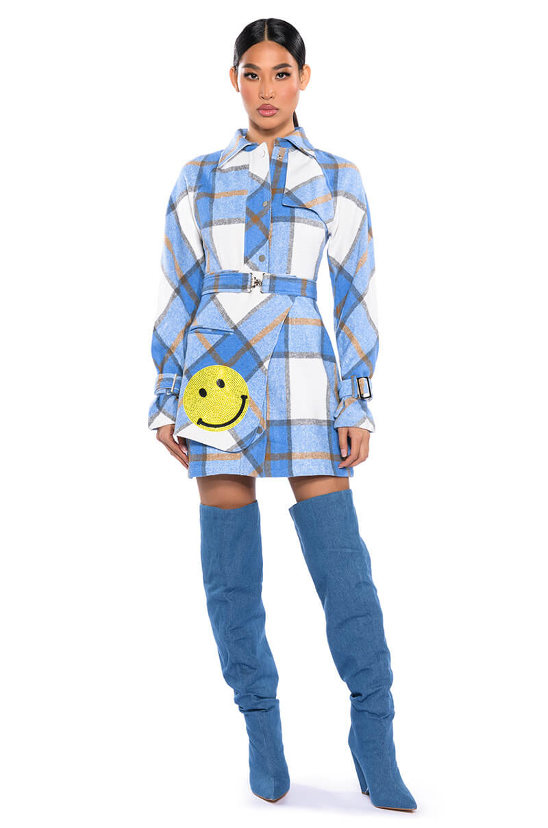 SMILEY PATCH DETAIL LONG SLEEVE PLAID MINI DRESS – AKIRA