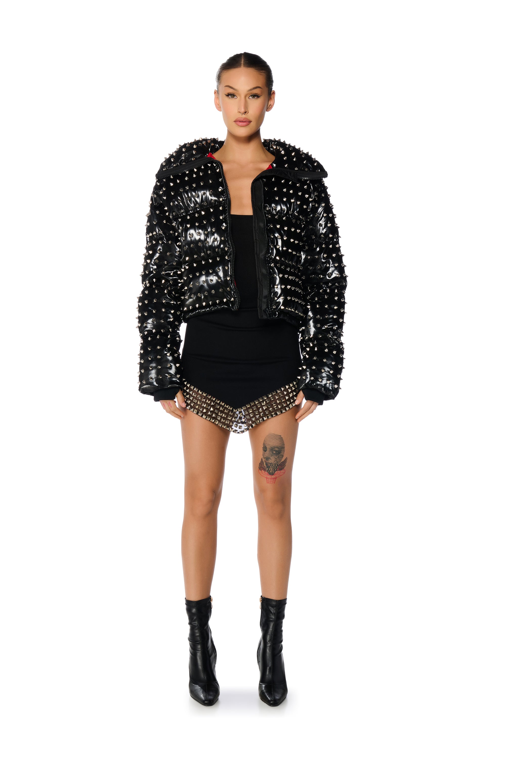 SPIKE JONES PATENT PUFFER COAT WITH RED LINING – AKIRA